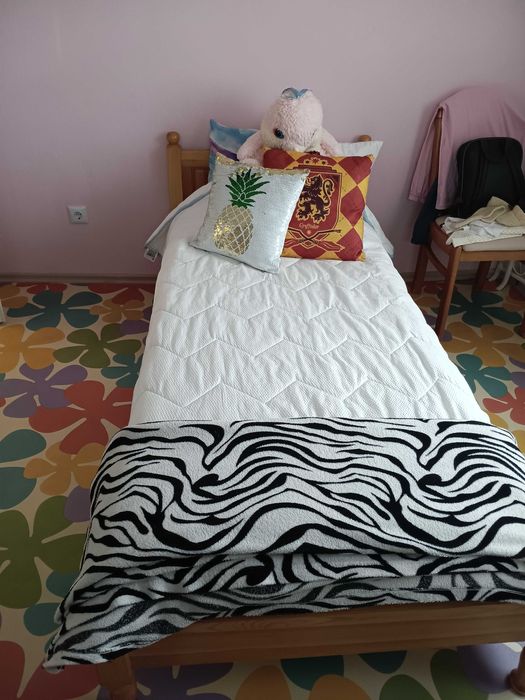 Две Легла 80/190 гр. Бургас Изгрев • OLX.bg