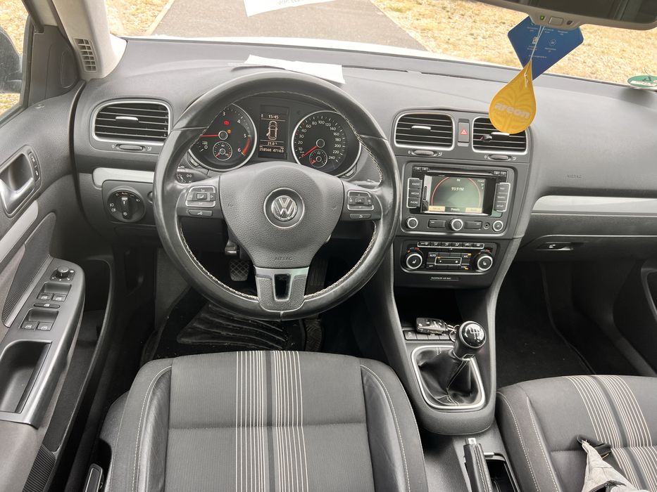 Vw golf 6 match 1.6 tdi 4x4 an 2012 Oradea • OLX.ro