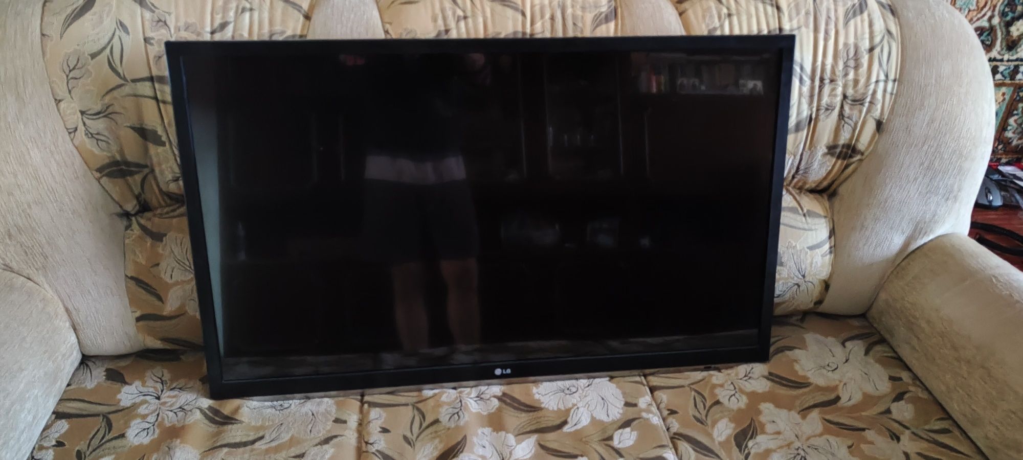 Телевизор LG 42 дюйма: 39 000 тг. - Телевизоры Актау на Olx