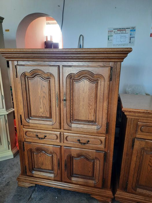 Mobila rustica lemn sufragerie Marasesti • OLX.ro