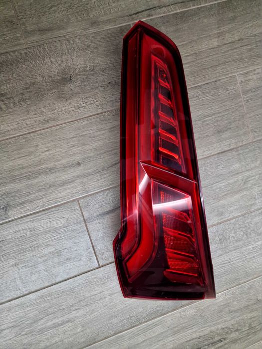 Десен стоп Audi Q5/SQ5 2018 гр. София Студентски град • OLX.bg