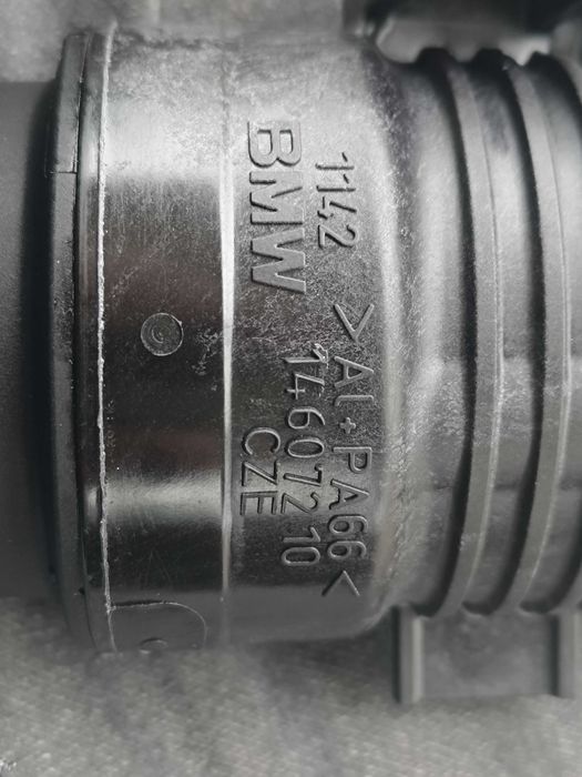 BMW Filtru de ulei original BMW 11428649177 Braila • OLX.ro