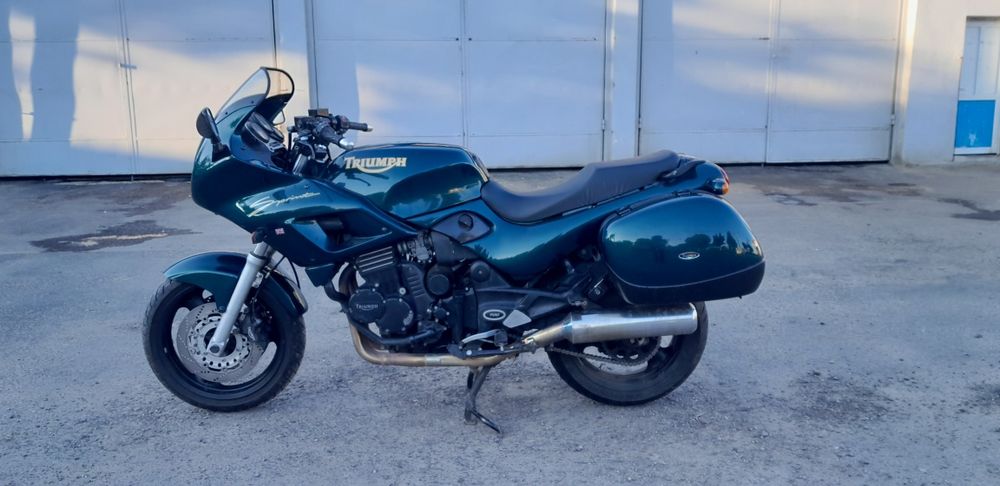 Triumph sprint 900 Fagaras • OLX.ro