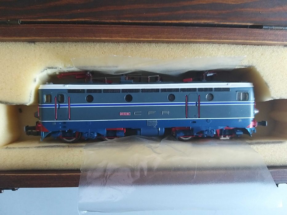 Locomotiva electrica 040 EC CFR scara H0 Arad • OLX.ro