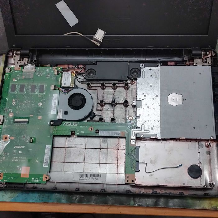 Dezmembez Asus A540S_X540S_X541N Racastia • OLX.ro