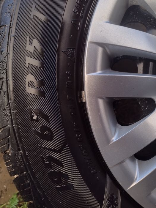 Roți auto cu cauciucuri de iarnă Recea • OLX.ro