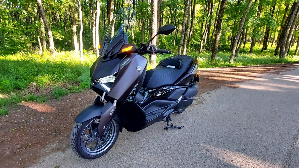 Yamaha xmax techmax 300 an 2024 înmatriculat Dumbravita • OLX.ro