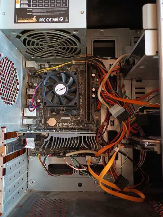 Vand calculator unitate centrala Targu-Mures • OLX.ro