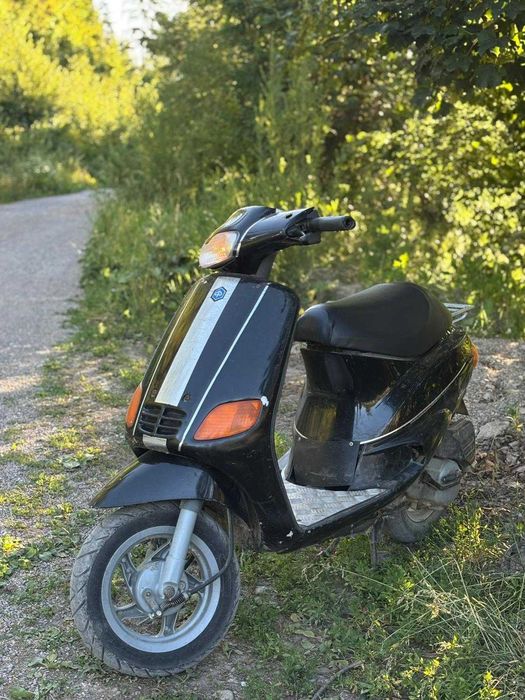 Vând scuter piaggio zip 50 cc 2t Fundu Moldovei • OLX.ro