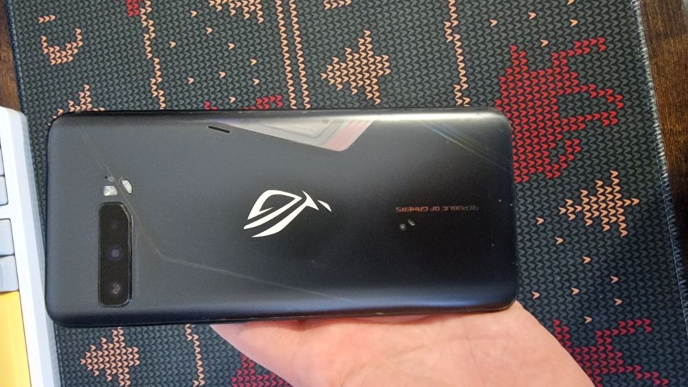 Birou, telefon, componente pc Rosu • OLX.ro