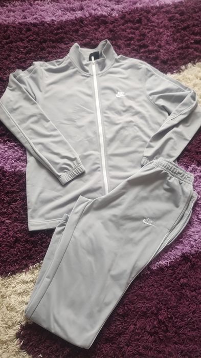 Trening bărbați Nike original. Petrila • OLX.ro