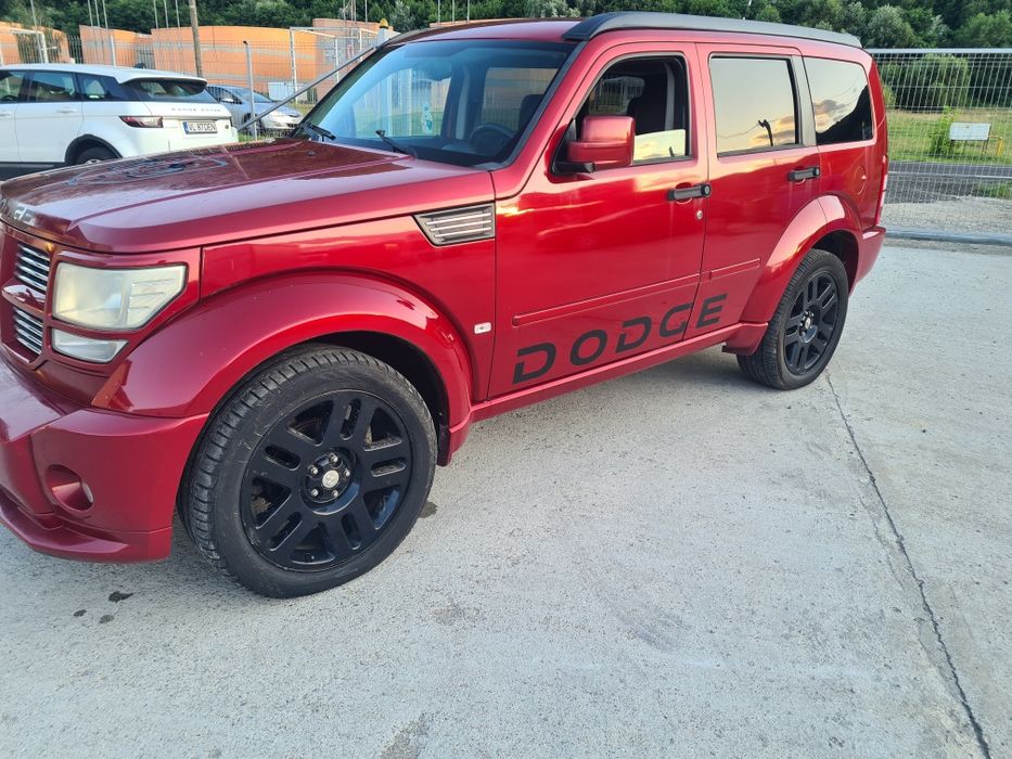 Dodge Nitro 2008 Ramnicu Valcea • OLX.ro