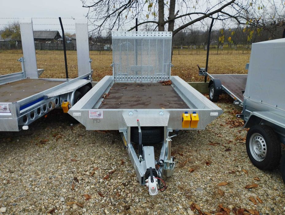 Remorca transport utilaje,2700-3500 kg noua-posibilitate rate Pitesti ...