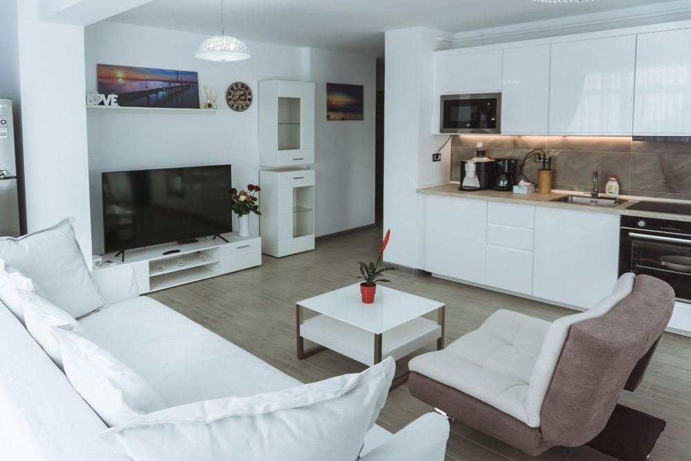 Apartament 2 camere XL Alezzi Beach Resort Mamaia Nord Mamaia-Sat • OLX.ro