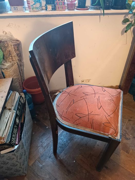 Masa extensibila din stejar + 4 scaune tapitate Cluj-Napoca • OLX.ro