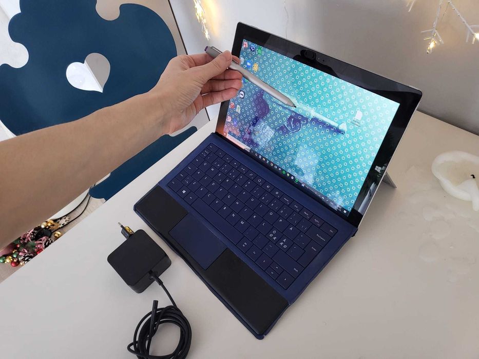 Laptop/Tableta Microsoft Surface Pro3, i7 Processor 256GB, 8GB RAM ...