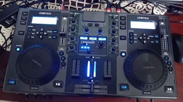 Consola Cortex DMIX-600 Drobeta-Turnu Severin • OLX.ro