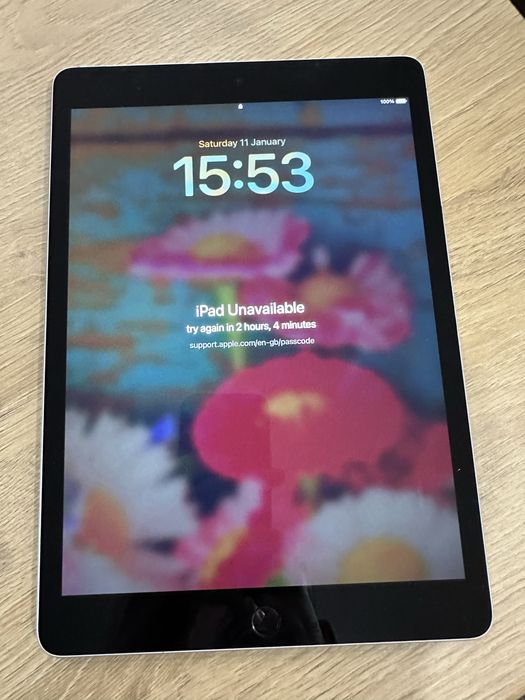 IPad 9 / icloud / гр. Варна Възраждане 3 • OLX.bg