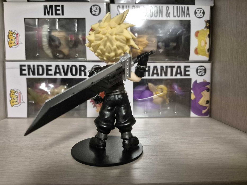 Figurina Final Fantasy VII Anime Joc - Cloud Strife, Cutie Bucuresti ...