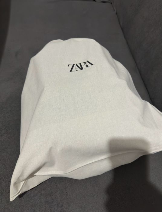 Ghete voluminoase de la Zara, bărbați Oradea • OLX.ro