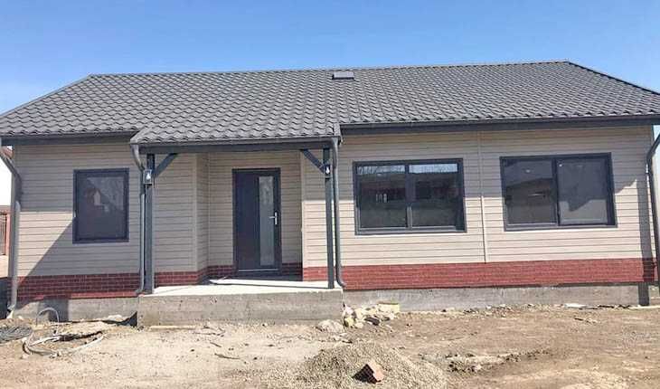 Case modulare moderne pe structura metalica, cabane tip A, continere ...