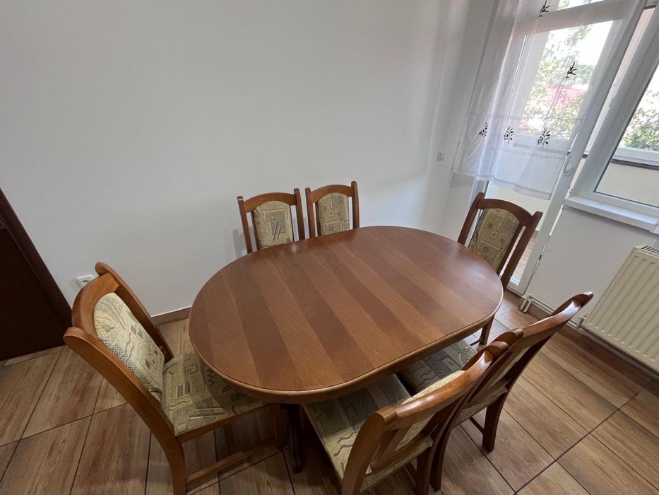 Masa lemn masiv extensibila cu 6 scaune Cluj-Napoca • OLX.ro