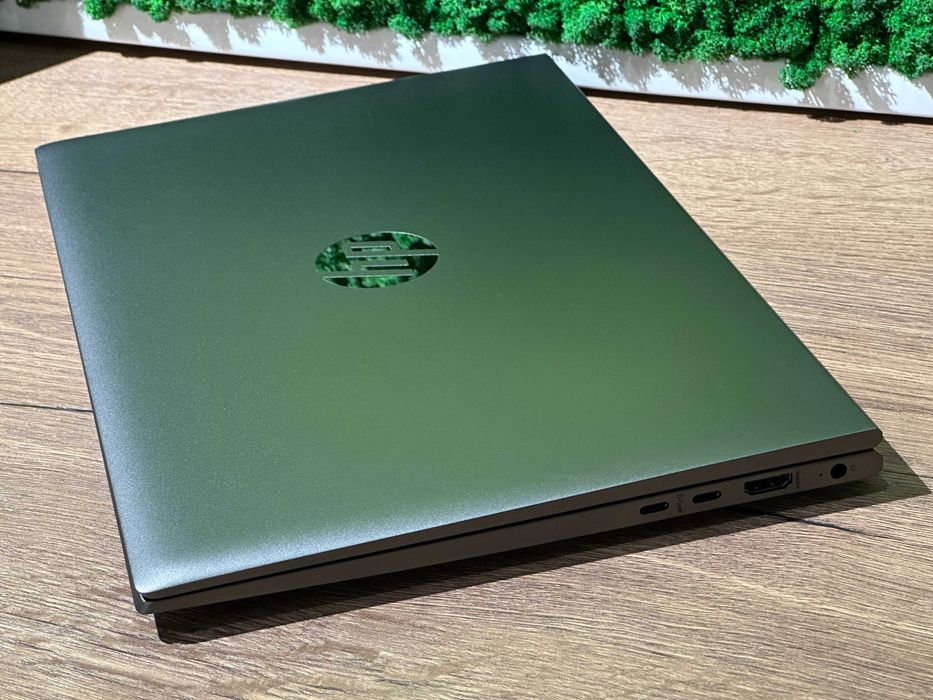 Laptop HP Dev ONE 14" FHD 1000-nits AMD Ryzen 7 5850U 16GB RAM 1TB SSD ...