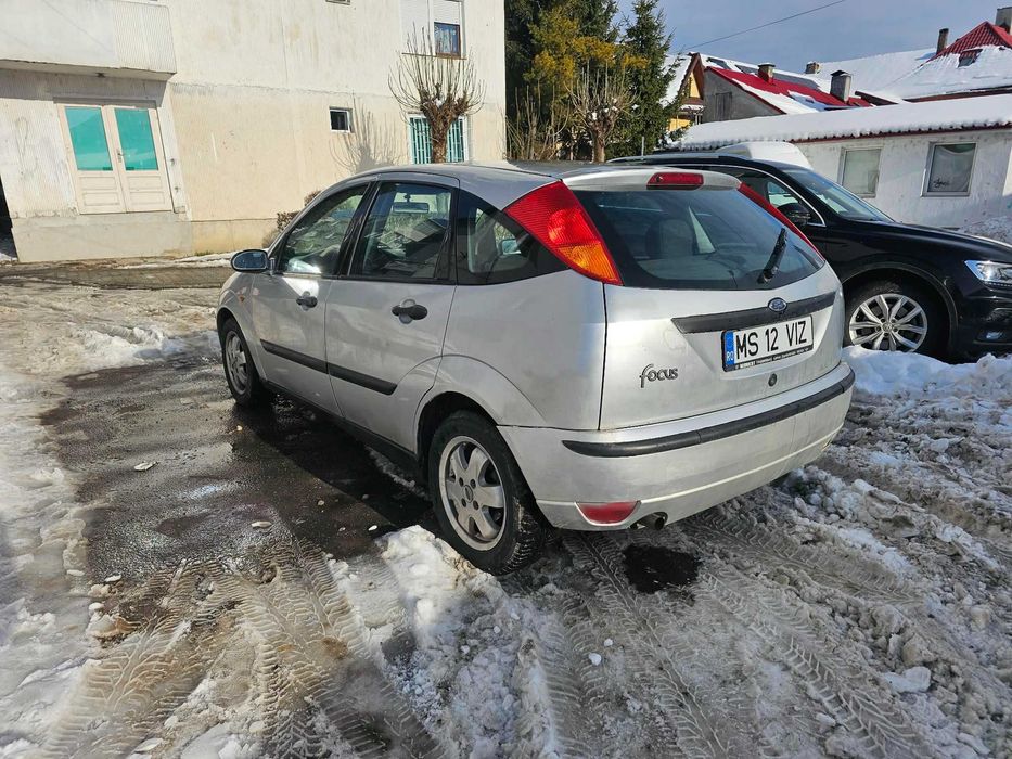 Vand Ford Focus MK1 2004 Reghin • OLX.ro