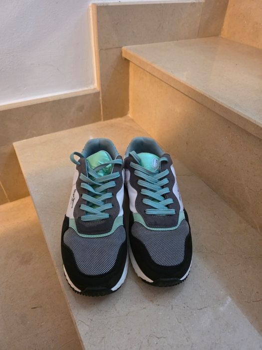 Adidas fete Pepe Jeans Bucuresti Sectorul 3 • OLX.ro