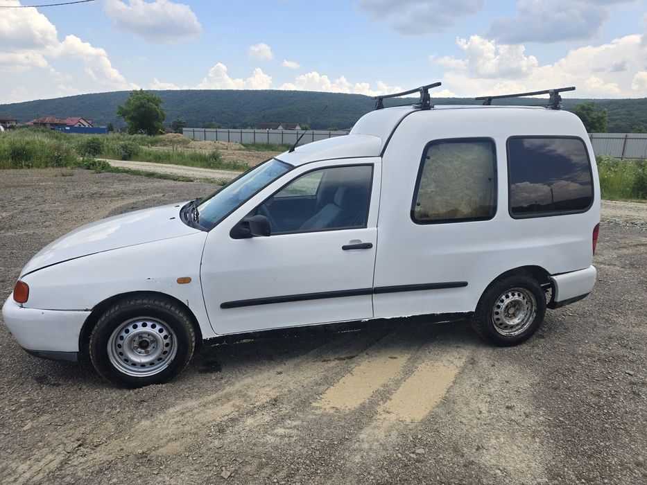 Vând Volkswagen caddy an 2002 motor 1.9 ALH TDI 90 CP Floresti • OLX.ro