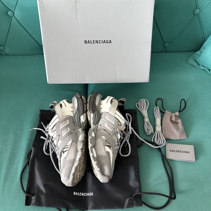 Balenciaga Track Led Brasov • OLX.ro