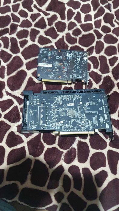 Placi Video AMD 8gb si 4gb Titu • OLX.ro