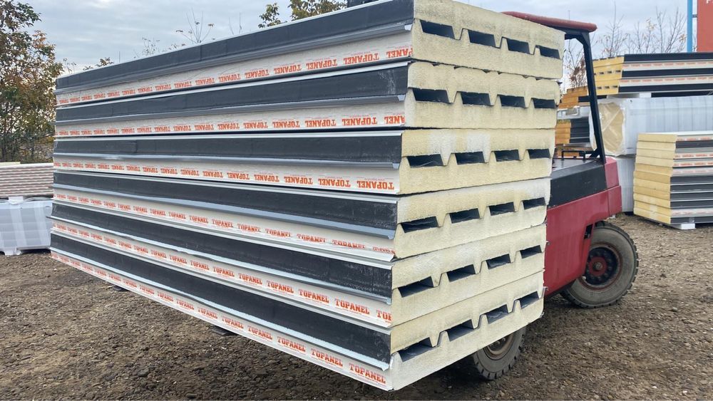 Panouri Sandwich/termoizolante /topanel/perete/acoperis/suruburi Motca • OLX.ro