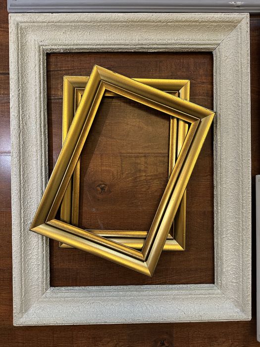 Rame din lemn pt tablouri in stare foarte vechi antice retro epoca ...