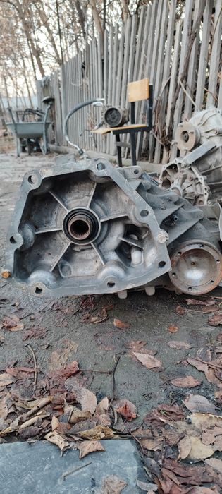 Раздаточная коробка Toyota Hilux Surf 1KZ 130 - Трансмиссия и КПП ...