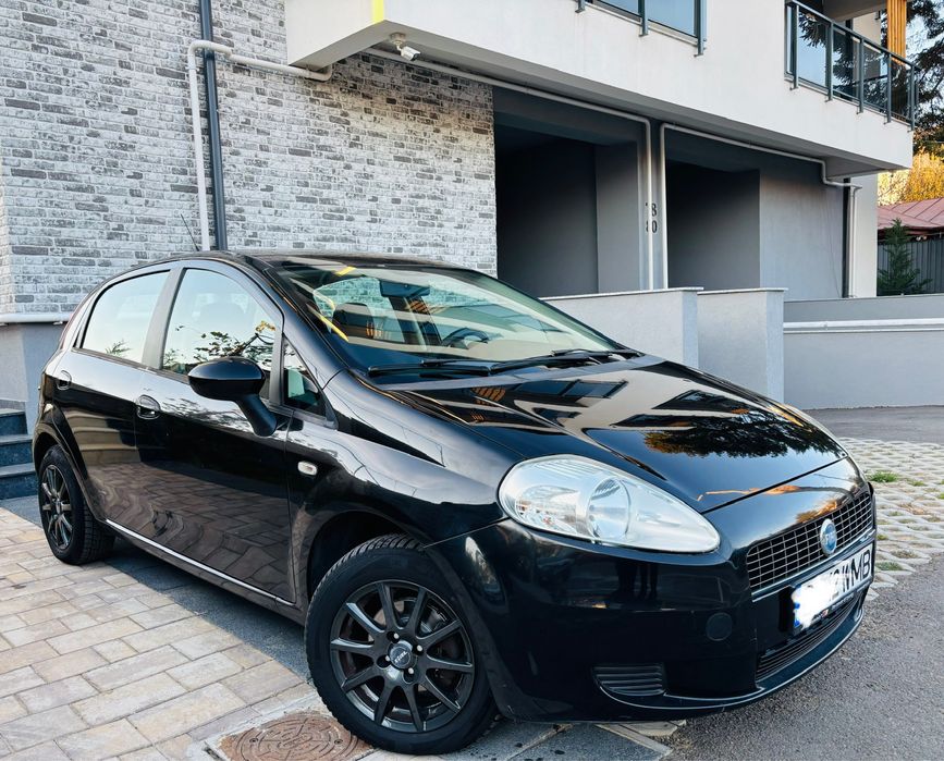 Vand fiat punto an 2007 benzina 169.000km functioneaza perfect 1400€ Bucuresti Sectorul 1 • OLX.ro