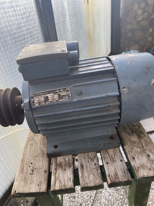 Монофазен Електромотор Ел. Двигател 1.1кВ 2890 ОБОРОТА 1,1kW Елпром гр. Велико Търново Чолаковци ...