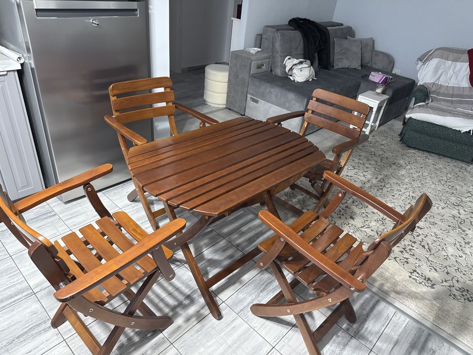 Set terasa / masa plianta si scaune lemn masiv de cires Bucuresti ...