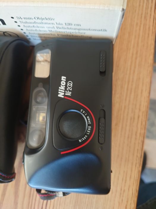 Aparat foto compact Nikon af200 Resita • OLX.ro