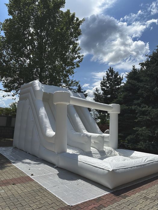 Tobogan gonflabil all white Targu Jiu • OLX.ro