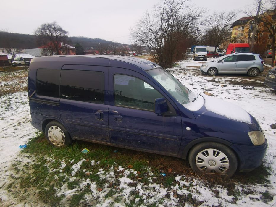Opel Combo 1.3 diesel Valea Ursului • OLX.ro