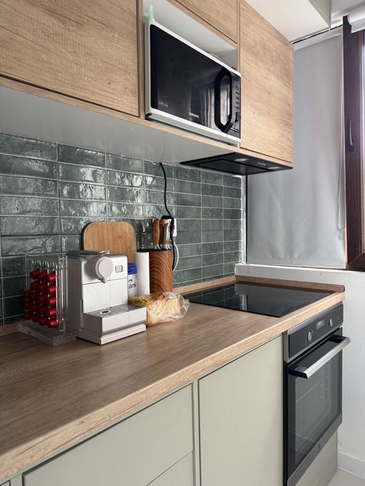 Apartament 3 camere, zona Rogerius Oradea • OLX.ro