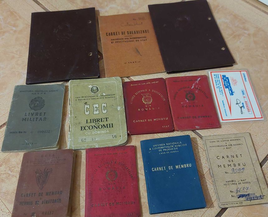 Carnet Membru,Carte de Munca ,Livret Militar,Libret de Economii CEC ...