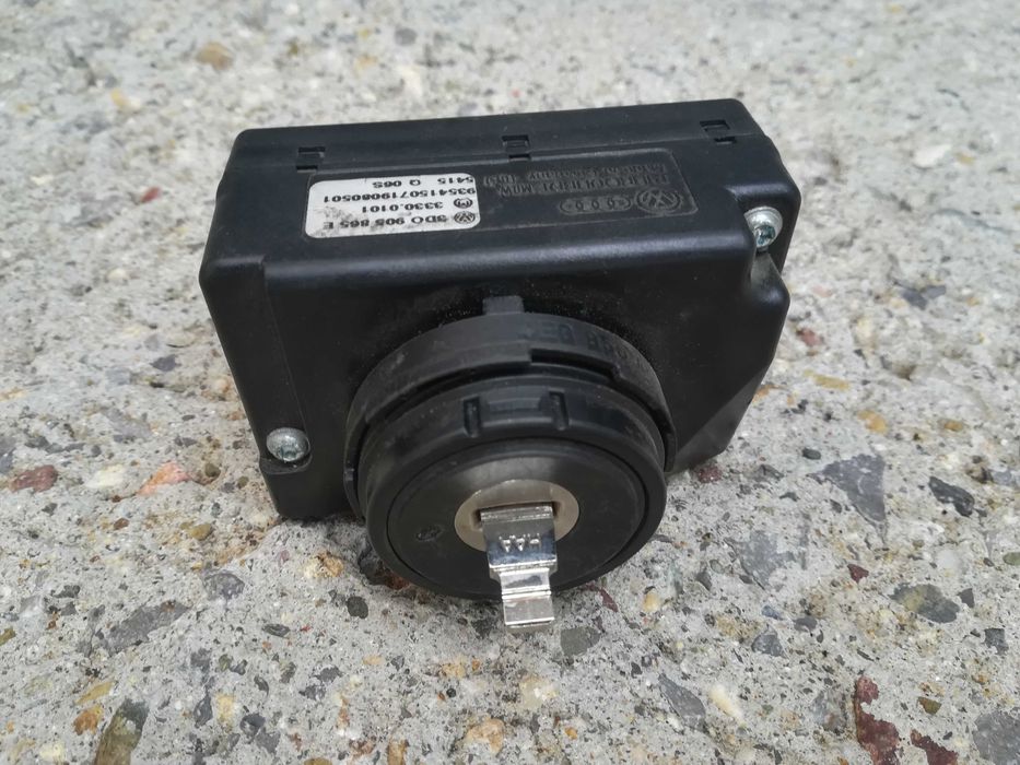 Audi A8 D3/ Vw Phaeton/ Ауди А8 Д3/ Файтон гълтач/ контактен ключ гр ...