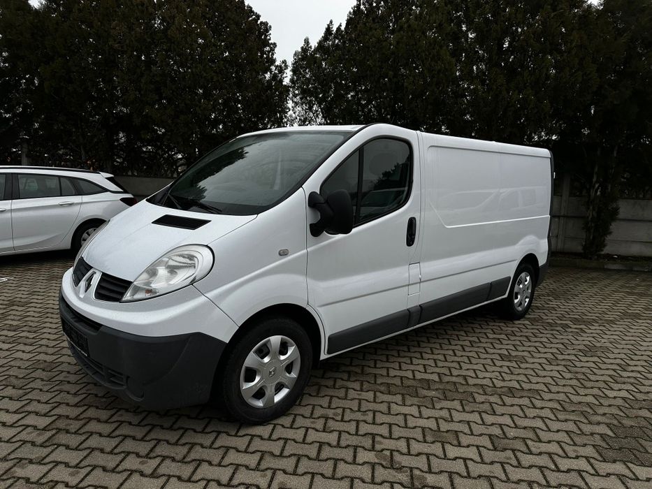 2012 Renault Trafic L2 - 2.0 dCi 115Cp Euro 5 - Clima! Arad • OLX.ro