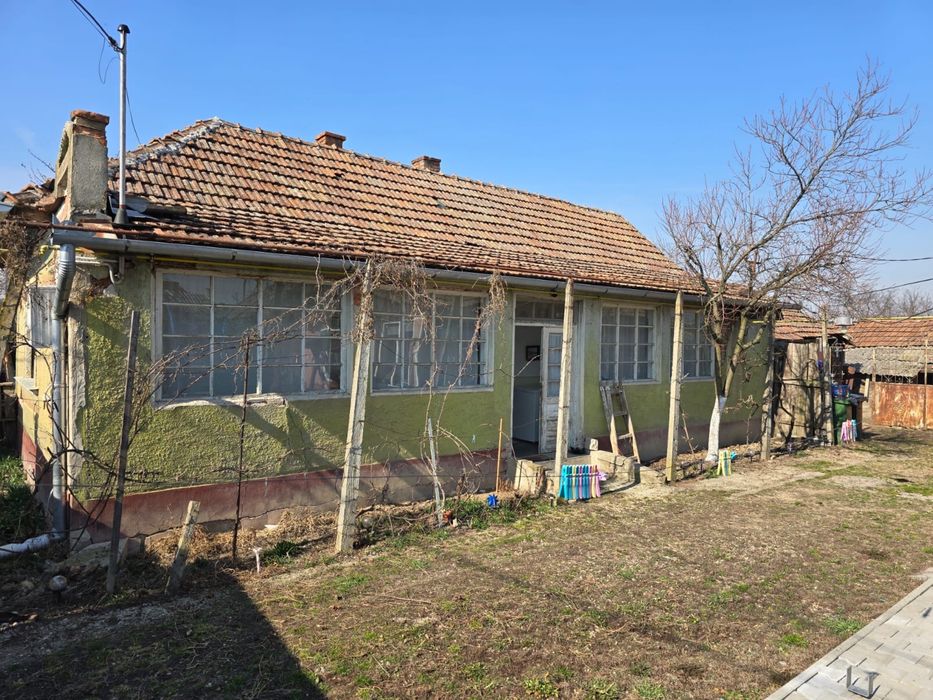 Casa la tara situata in comuna Salard la 20 km de Oradea Salard • OLX.ro