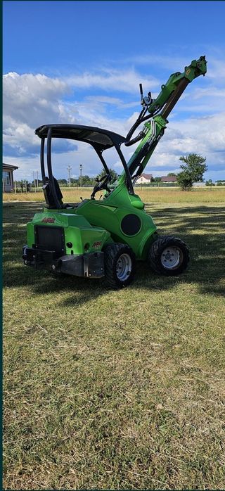 Mini vola Miniincarcator Avant ,multione,kubota,scaffer,giant,mustang ...