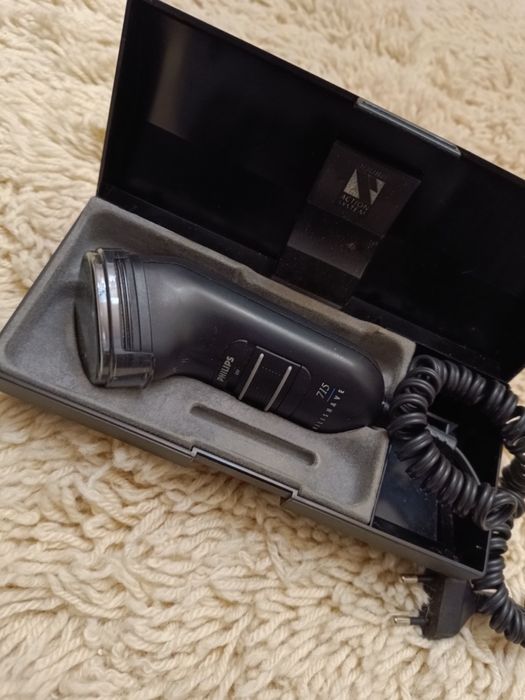 Philips Philishave 715 електрическа самобръсначка гр. Плевен Идеален ...