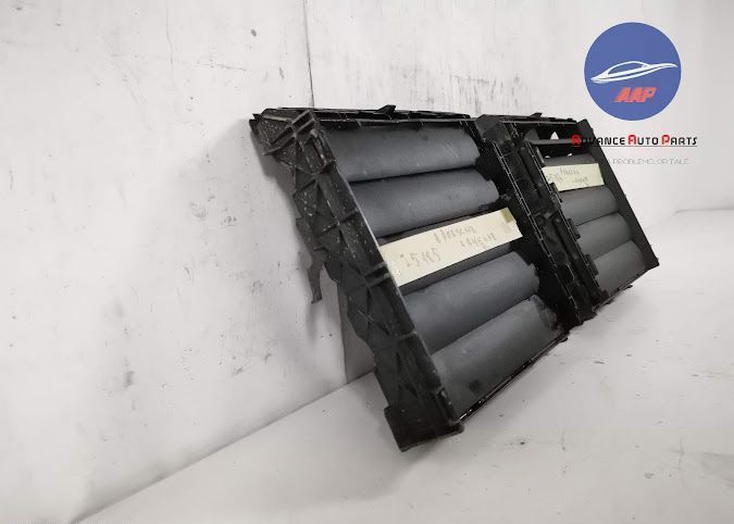 Grila Electrica Deflector Aer Hota Stanga Dreapta originala Porsche C Bucuresti Sectorul 6 • OLX.ro