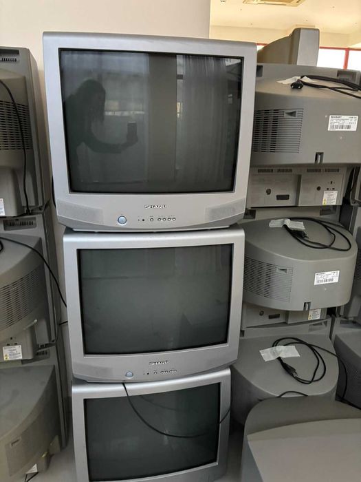 Телевизори SHARP 18 инча к.к. Златни пясъци • OLX.bg